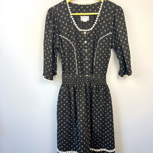 Ernst Licht | Dresses | Vintage Ernst Licht Black Ditsy Floral Lace ...